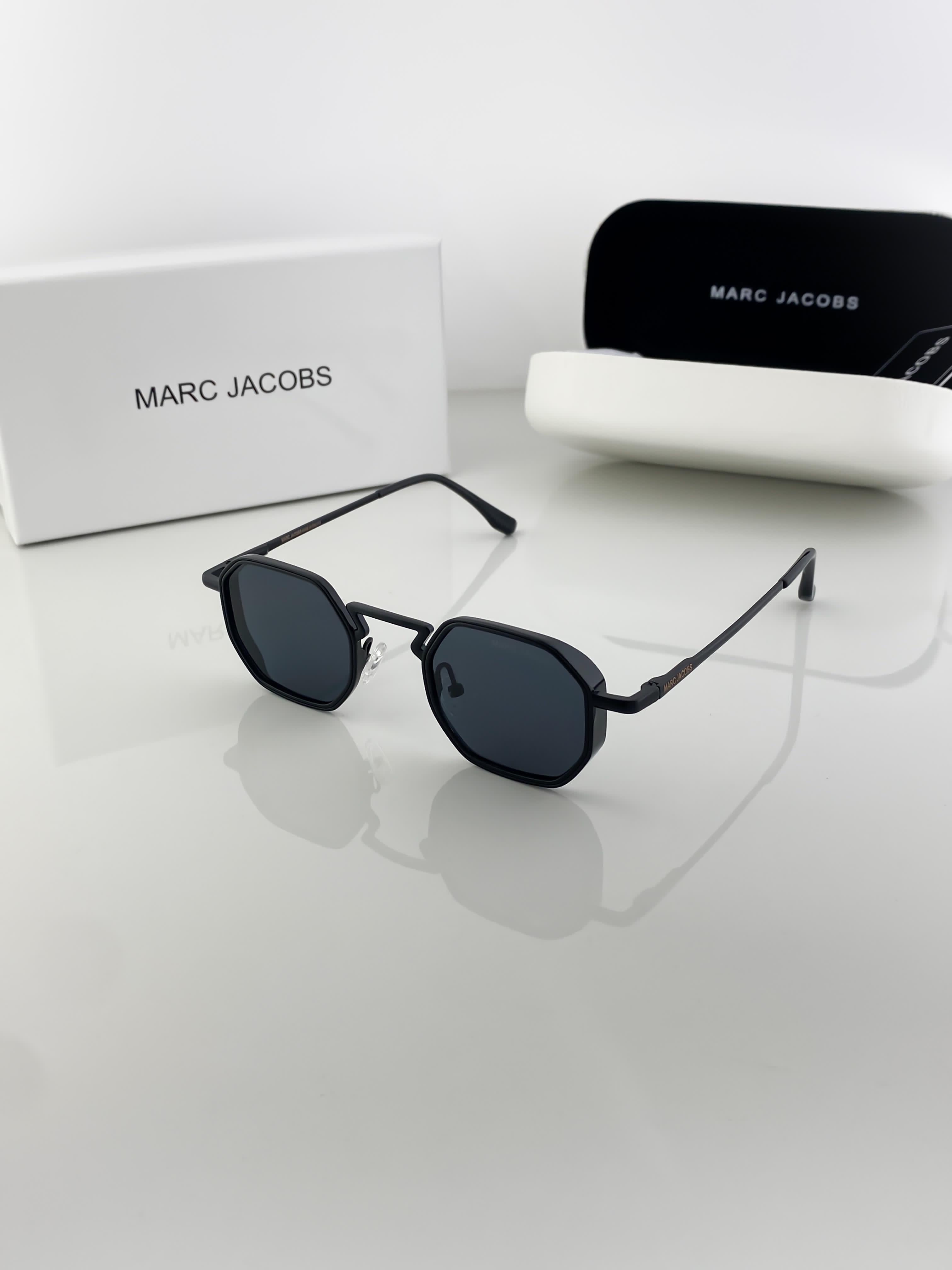 MARC JACOB CHARCOAL BLACK 506 – Brandadox